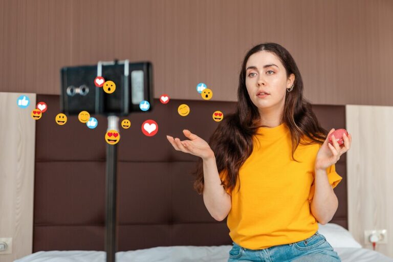 Does Social Media Do More Harm Than Good? | Key Insights